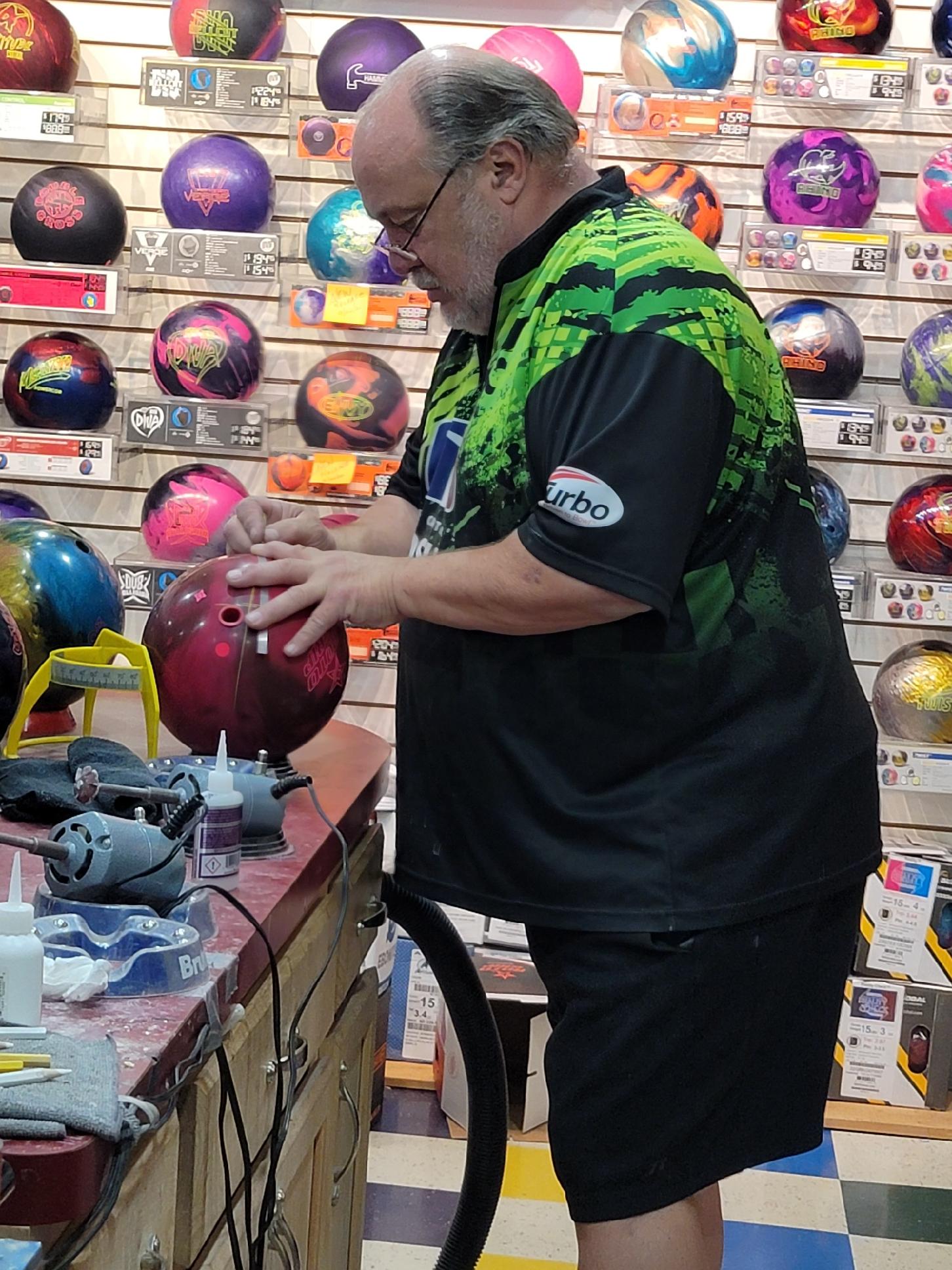 About us - Tom Carters Bowling Pro Shop